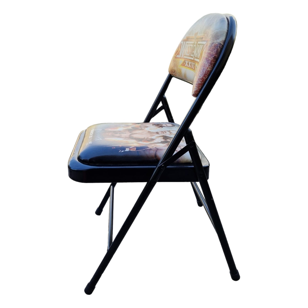 Original 2010 WWF Wrestlemania XXVI Ringside Chair (Golden Circle Tick ...